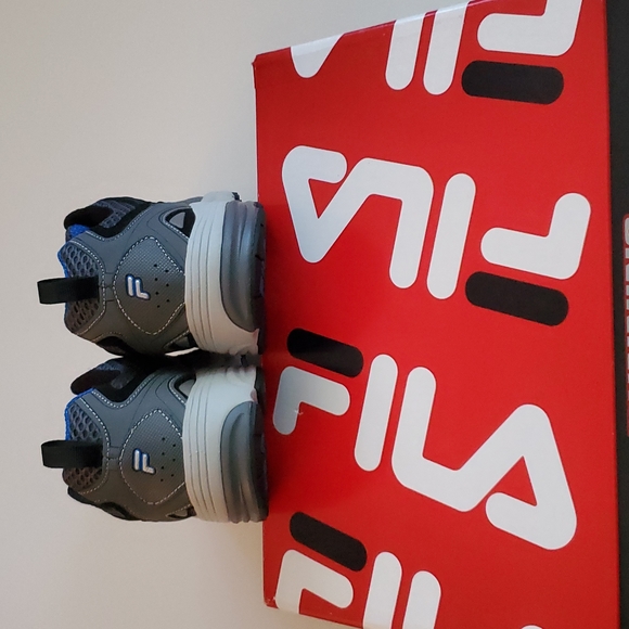 Fila | Shoes | Fila Windshift 5 Mens Running Shoes | Poshmark